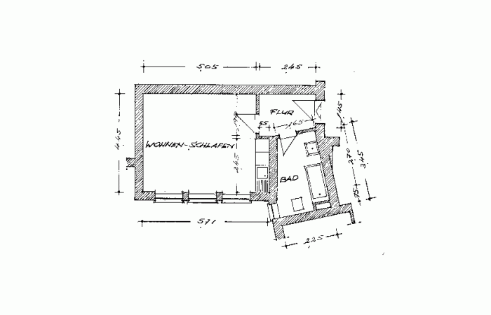 Saarbrücken Rodenhof: 1 ZKB Wohnung mit integrierter Küchenzeile + neuem Bad - Dr. Breit OHG